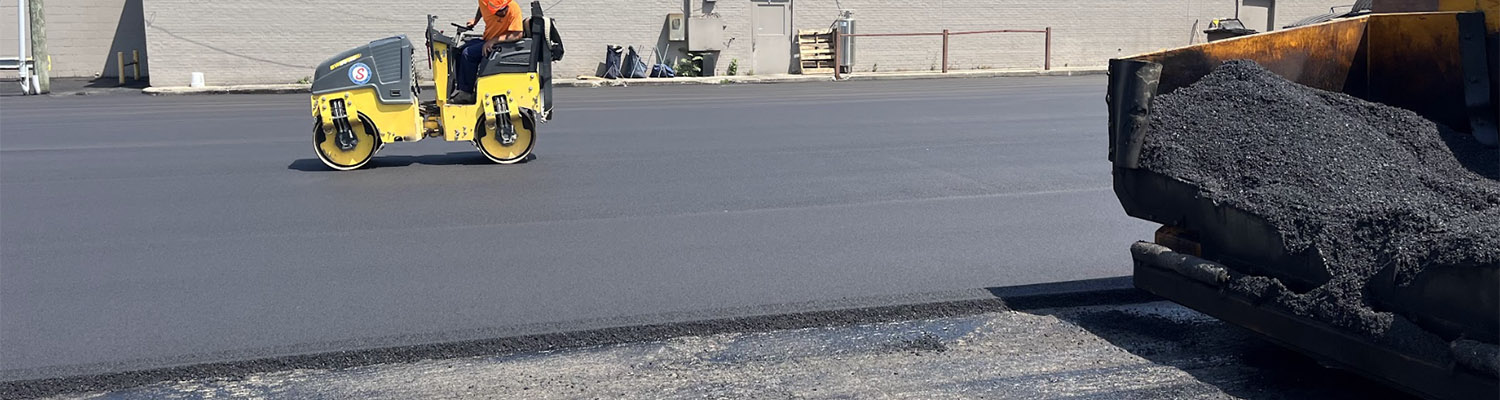 Installation asphalt paving - Asphalt Care Inc